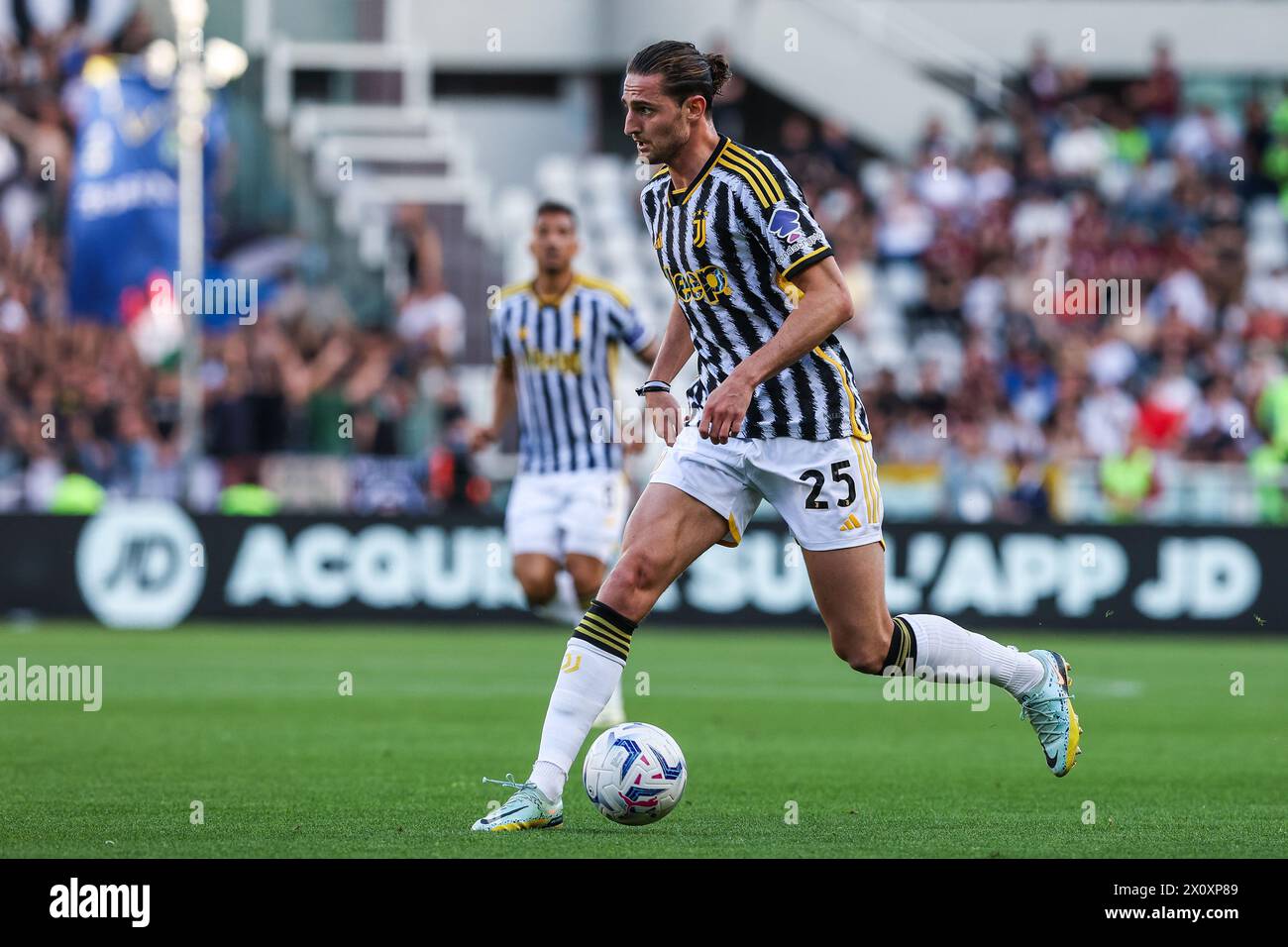 Adrien Rabiot of Juventus FC seen in action during the Serie A 2023/24 ...