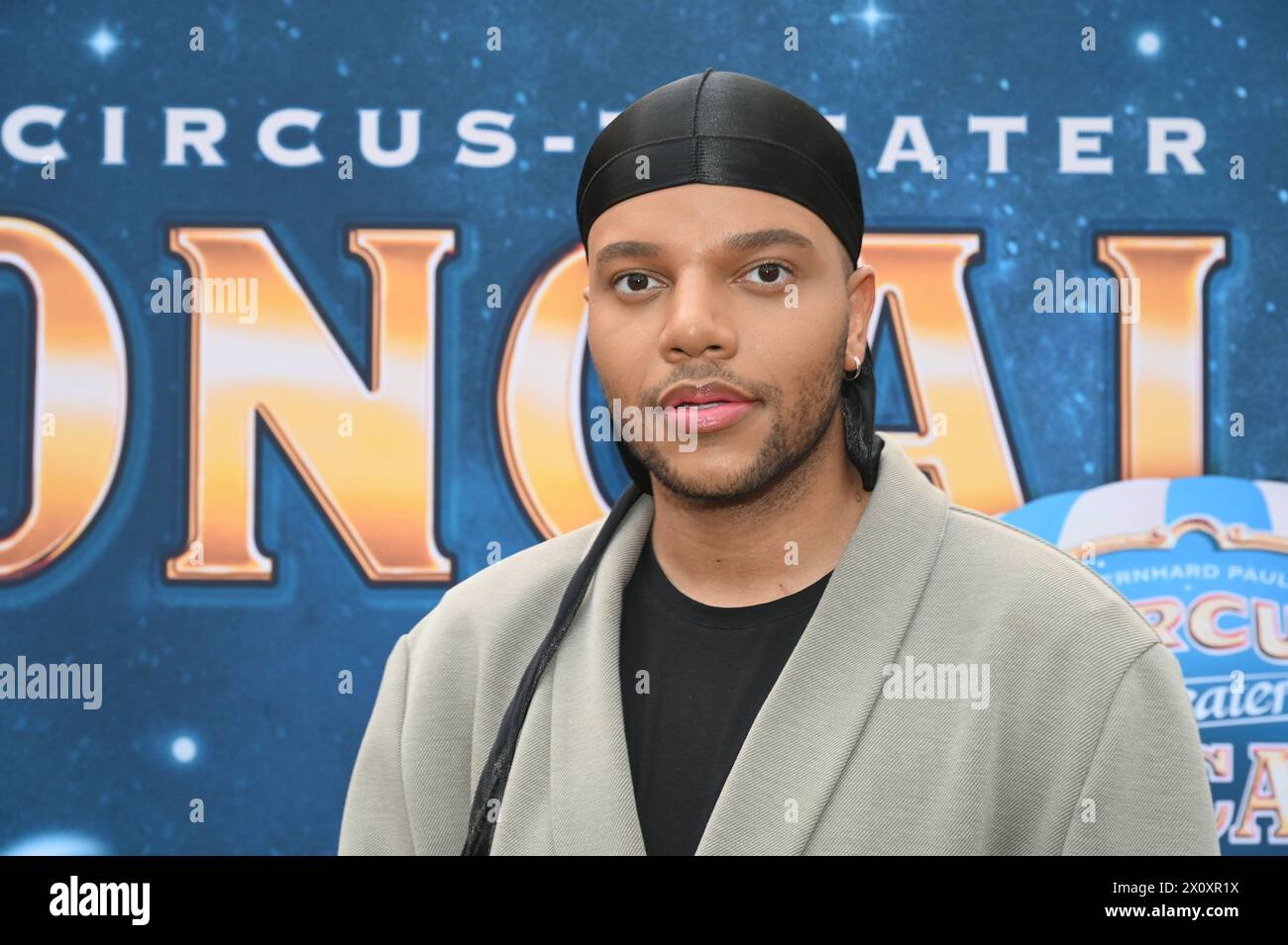 Sänger Noel Andre kommt zur Premiere des Circus Roncalli ArtistArt *** Singer Noel Andre comes ...