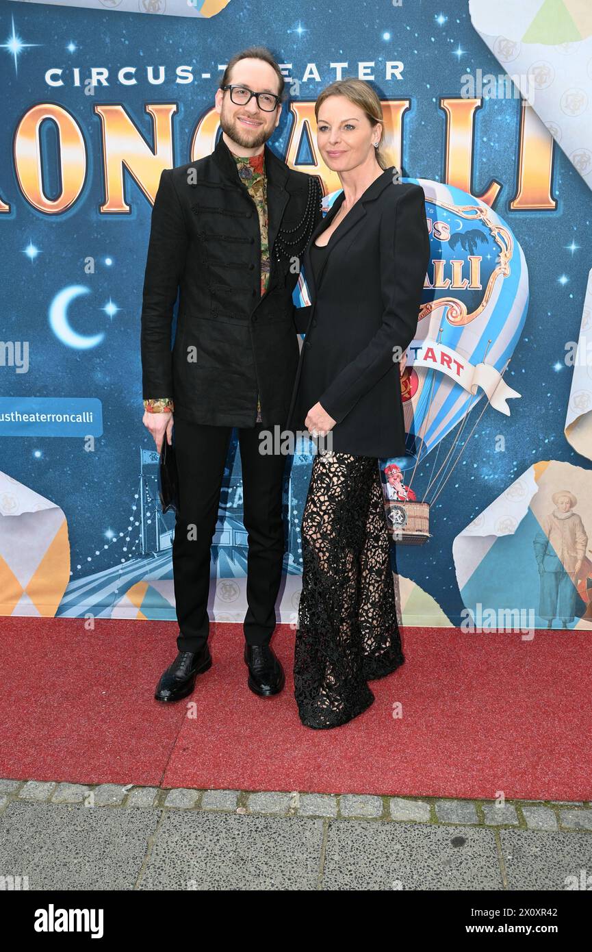 Modedesigner Andre Schwope-Lucas und Susanne Steiger kommt zur Premiere ...