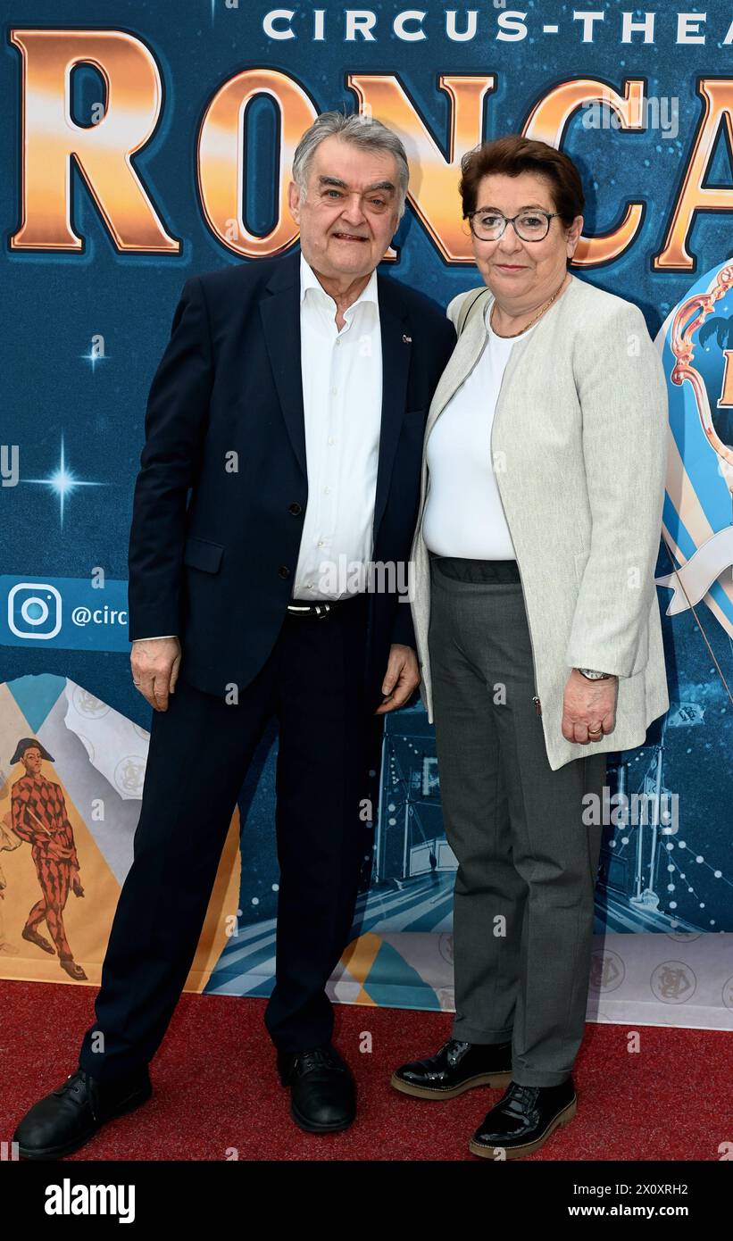 Politiker Herbert Reul, Innenminister NRW und seine Ehefrau Gundula ...