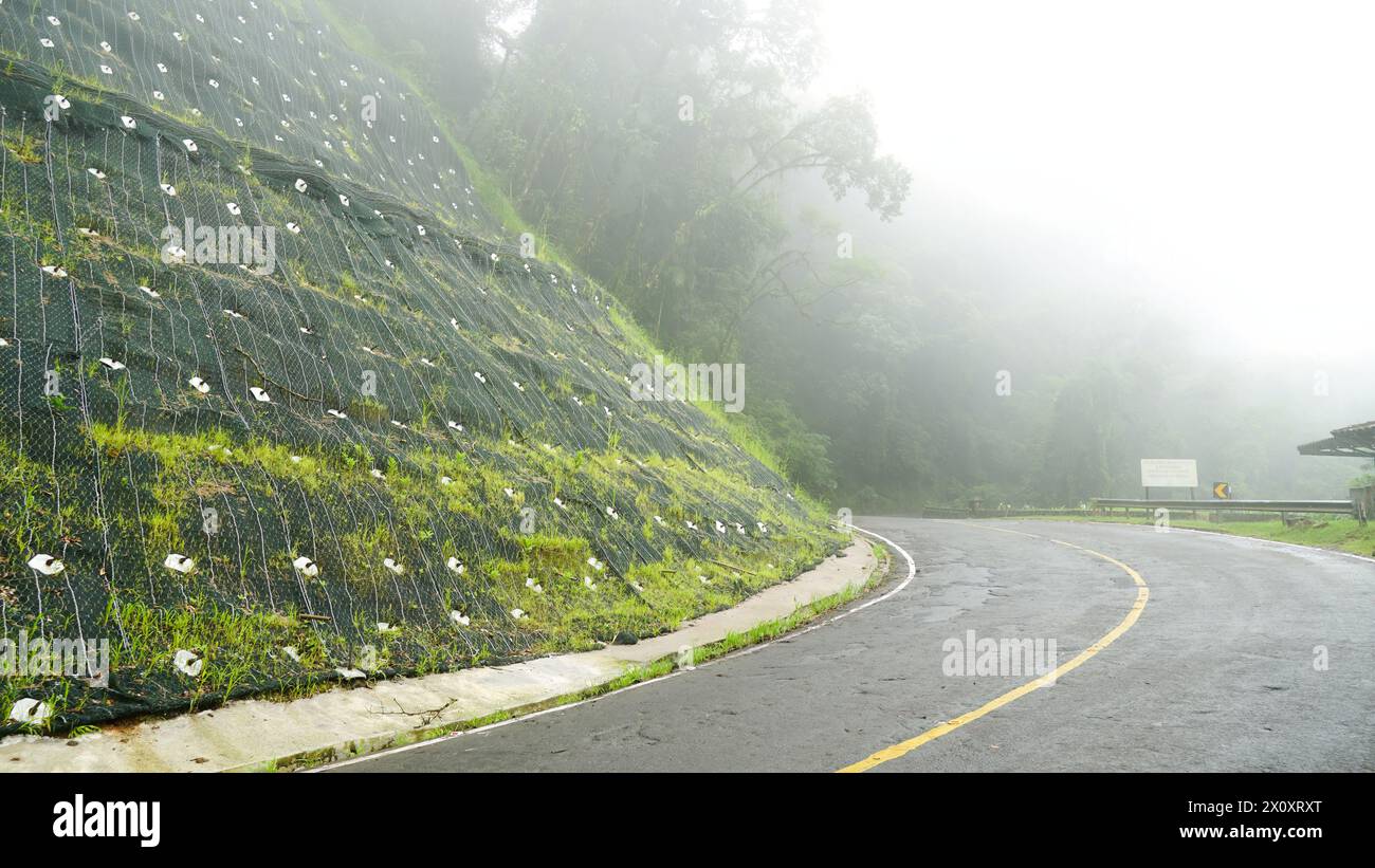 Slope containment works on the Graciosa road, Paraná, Brazil Stock ...
