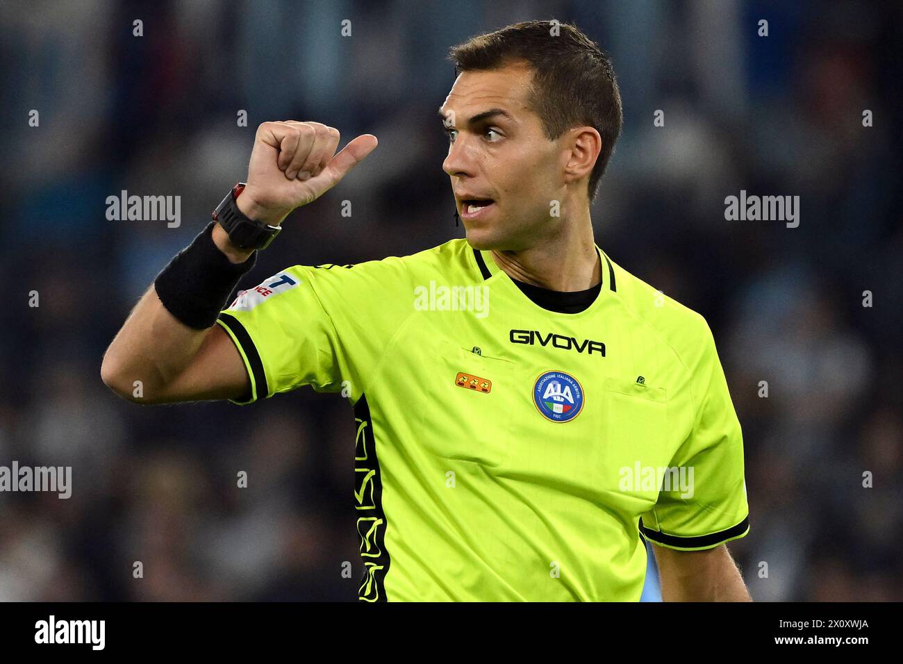 Referee Luca Zufferli gestures during the Serie A football match ...