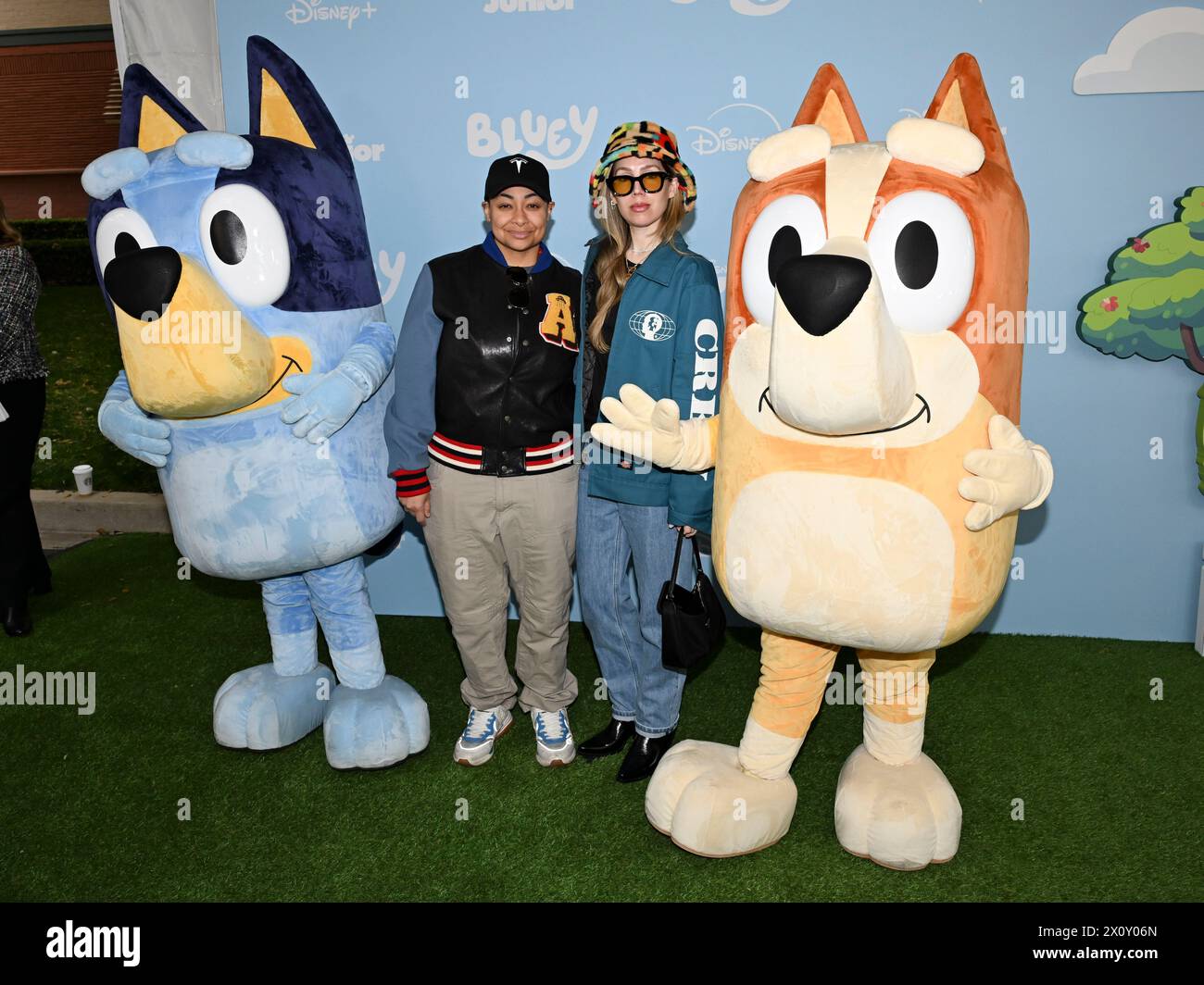 Bluey and bingo hi-res stock photography and images - Alamy