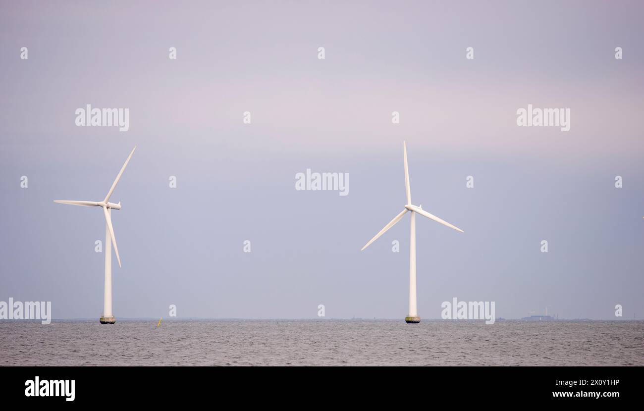 Oceanic wind farm hi-res stock photography and images - Alamy
