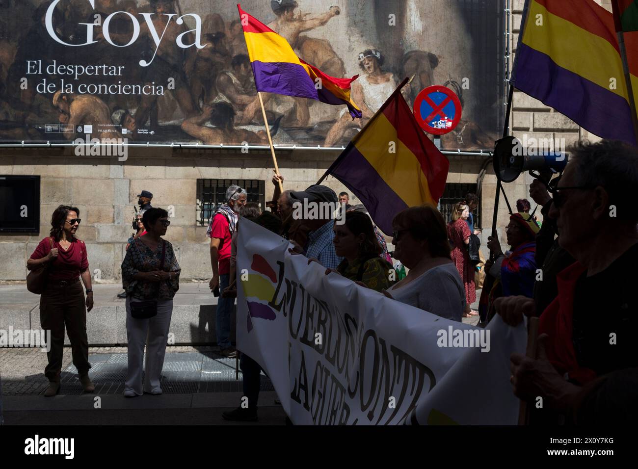 Madrid, Spain. 14th Apr, 2024. A crowd of demonstrators hold republican ...