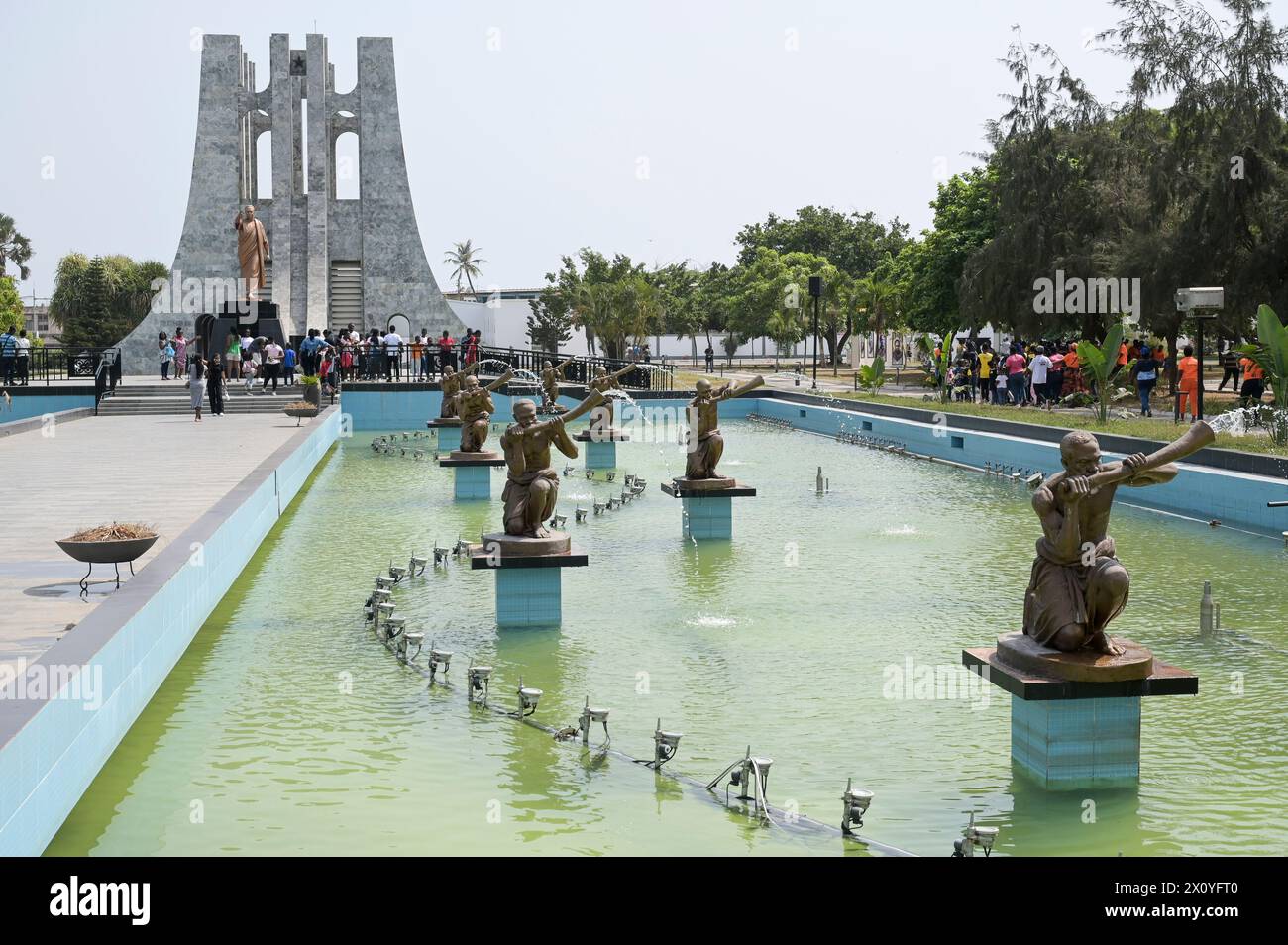 GHANA, Accra, Kwame Nkrumah Mausoleum and Memorial Park, dedicated to ...