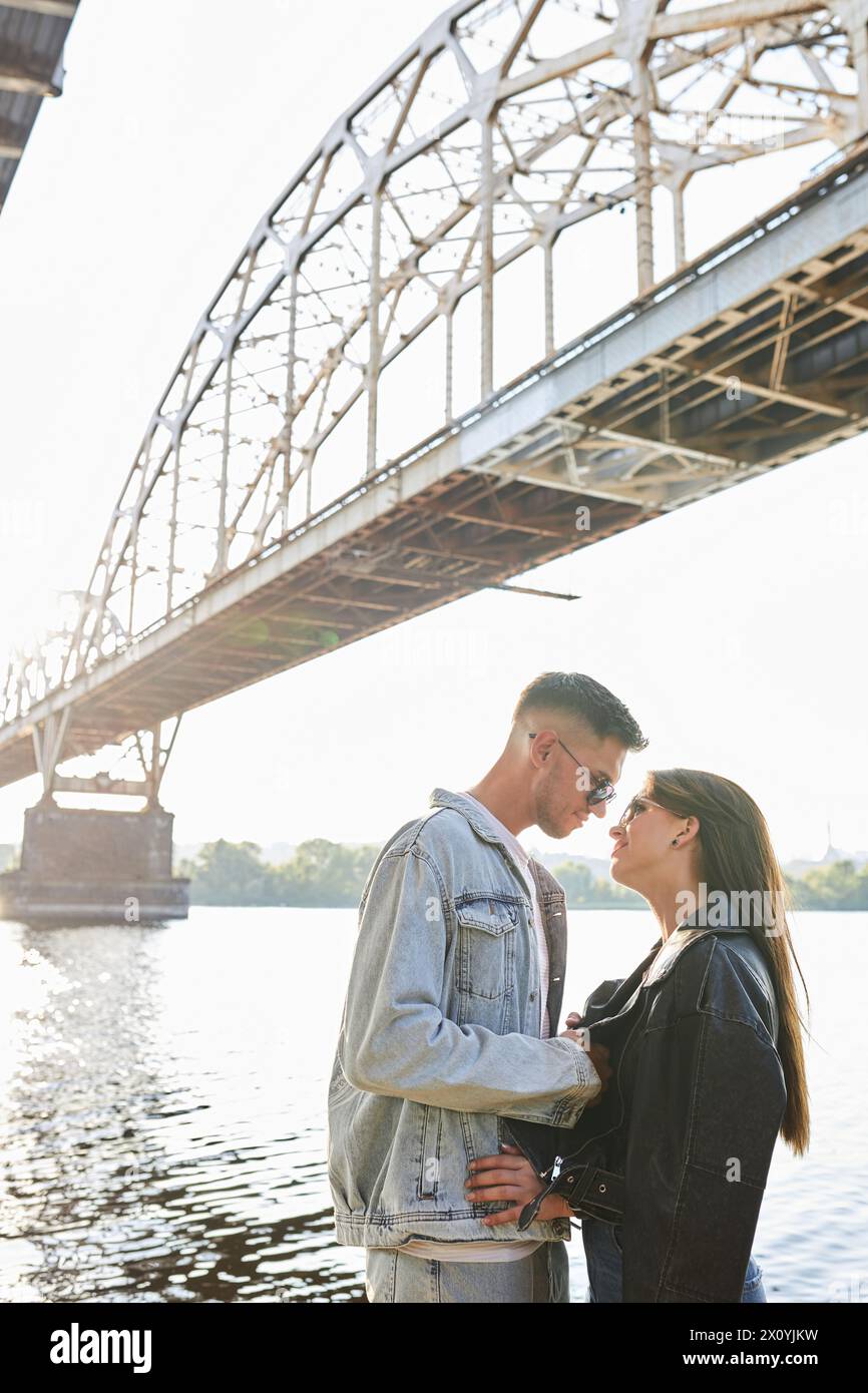 Striking poses hi-res stock photography and images - Alamy