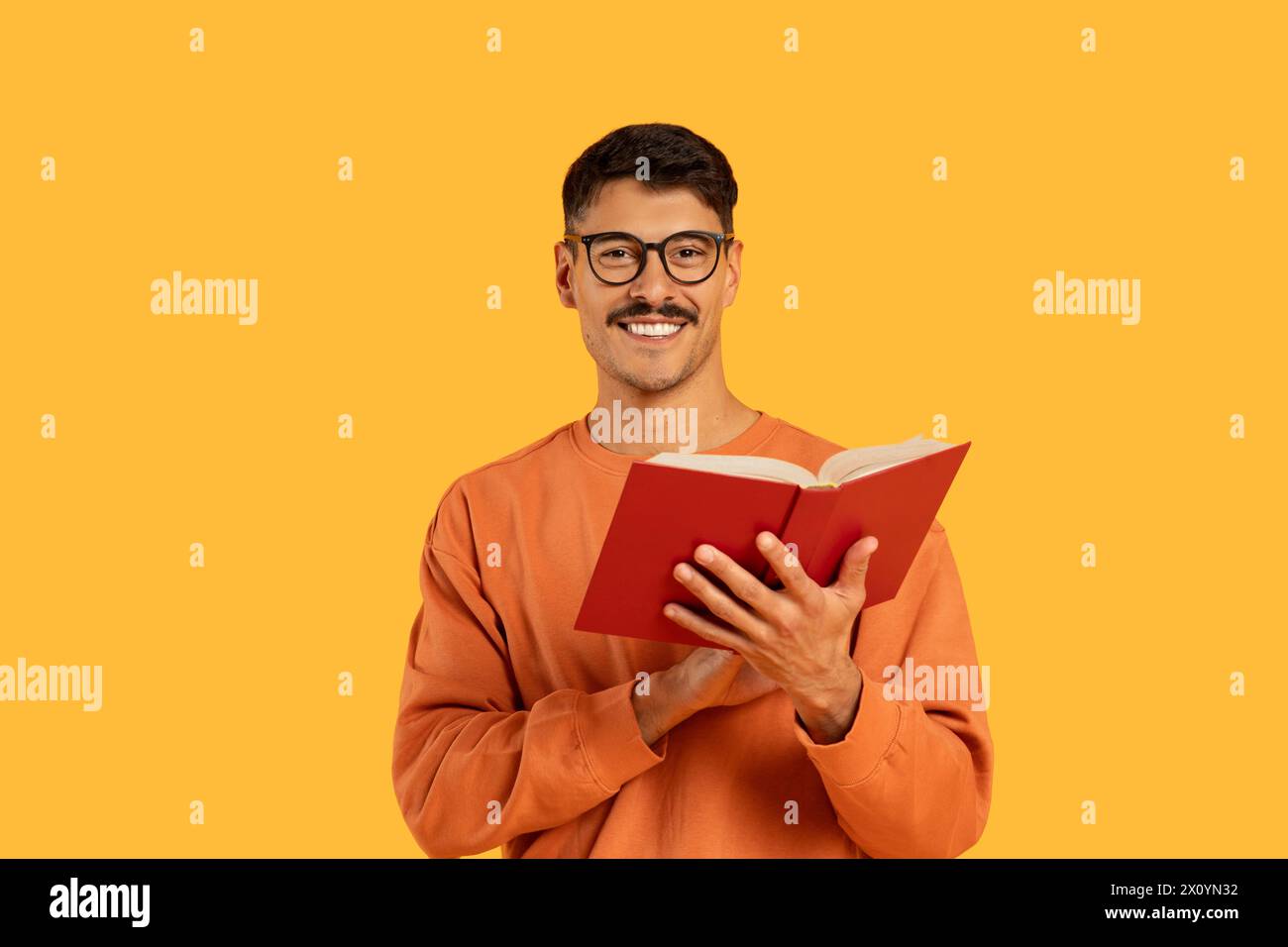 Red book glasses on hi-res stock photography and images - Alamy