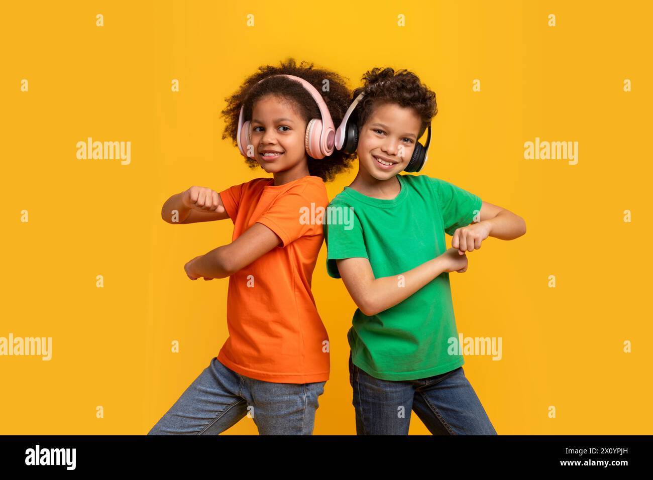 Children dancing at disco hi-res stock photography and images - Alamy