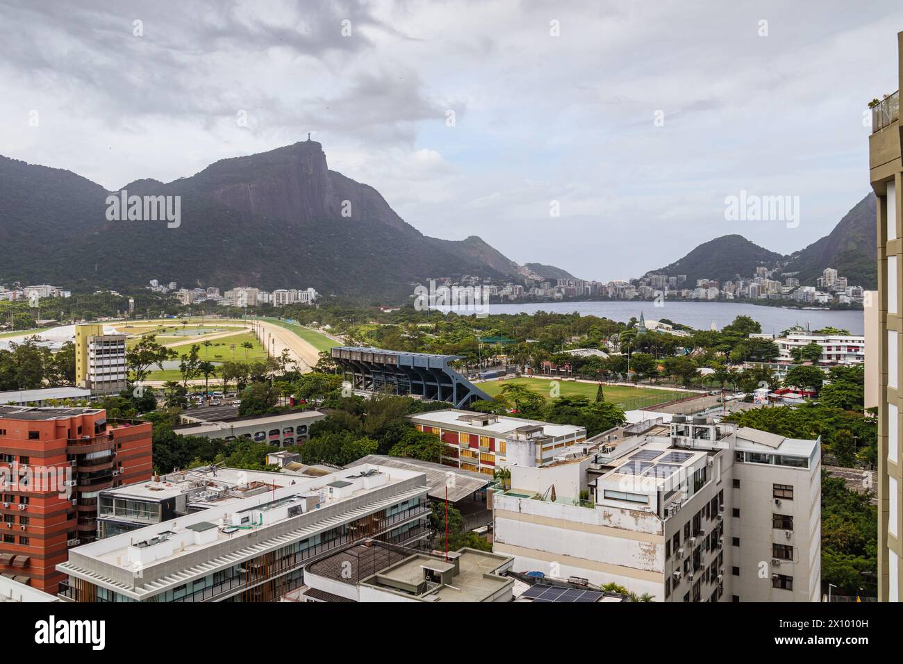 Vibration logo hi-res stock photography and images - Alamy