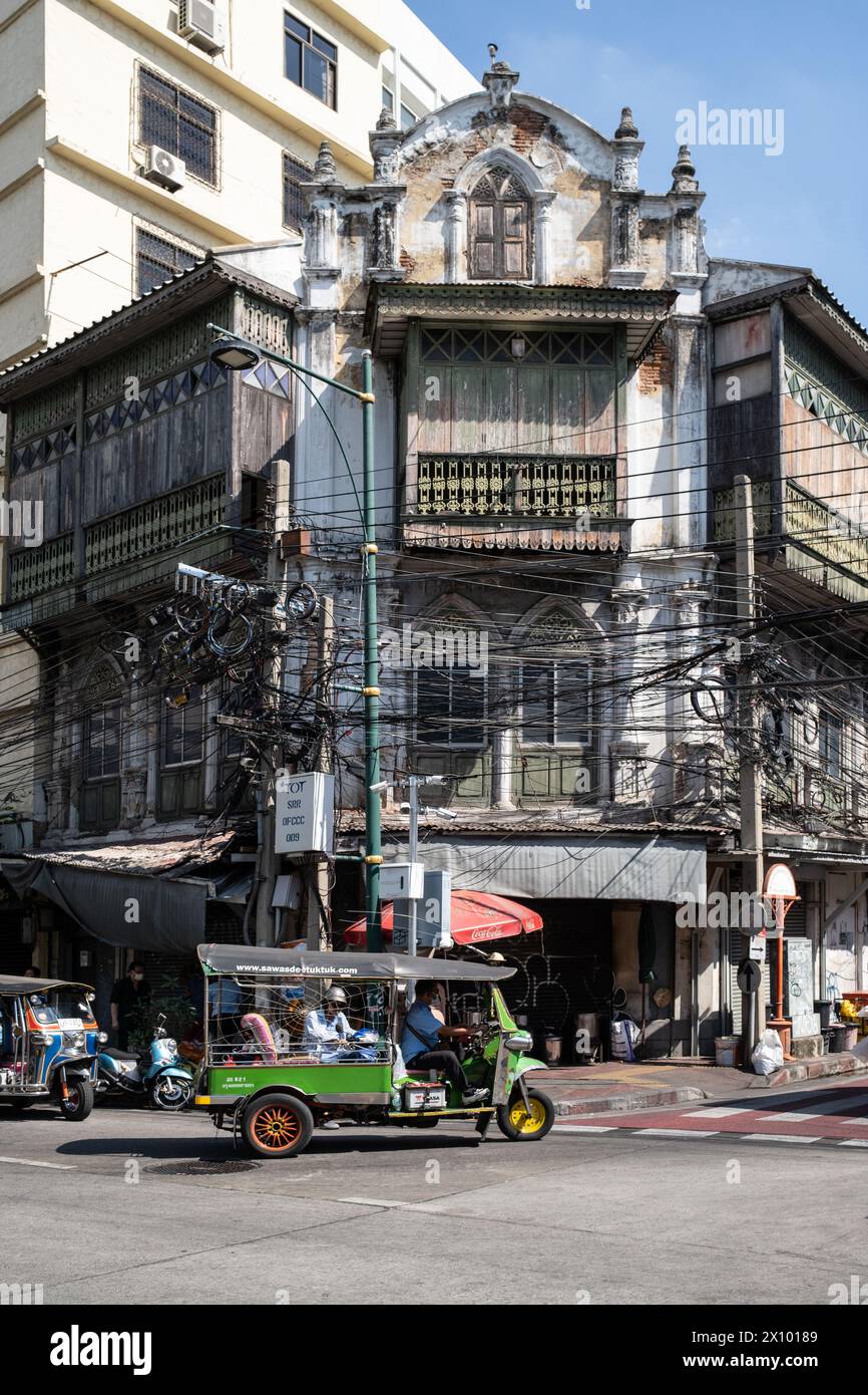 Song wat bangkok hi-res stock photography and images - Alamy