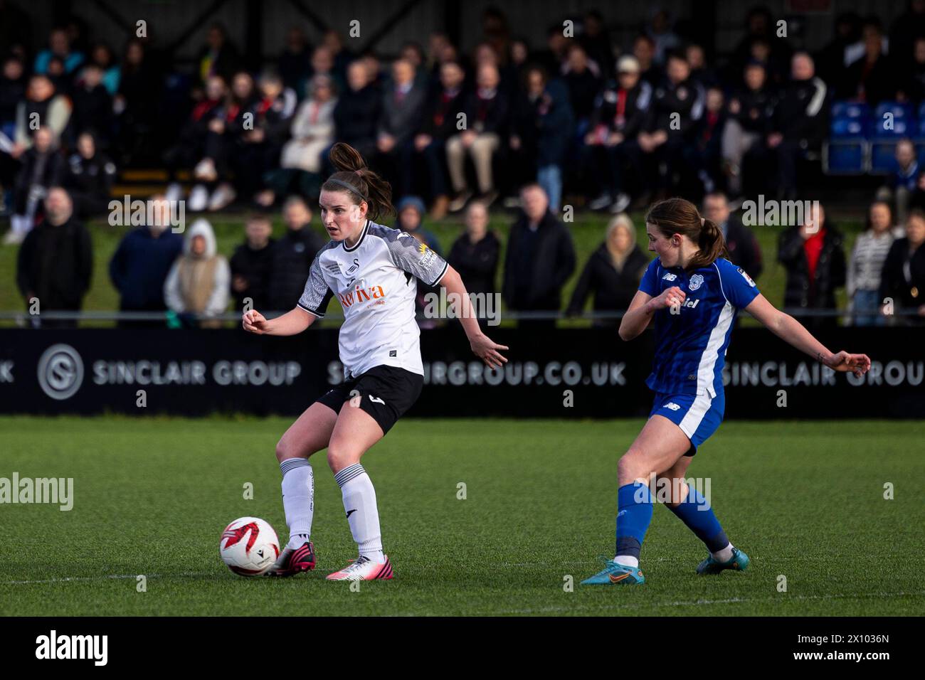 Robyn mitchell hi-res stock photography and images - Alamy