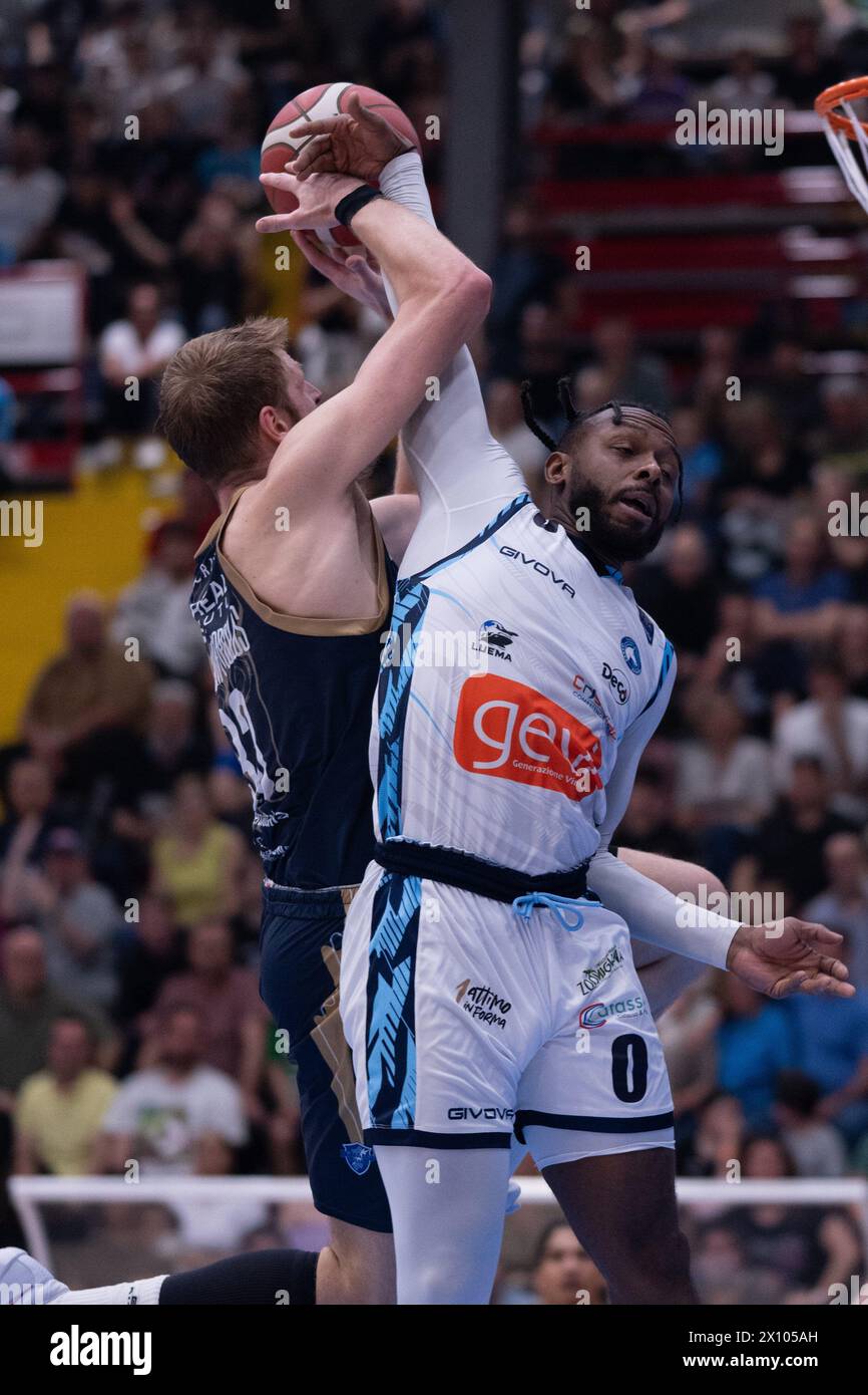 Naples, Italy. 14th Apr, 2024. Jacob Everse Pullen of GeVi Napoli ...