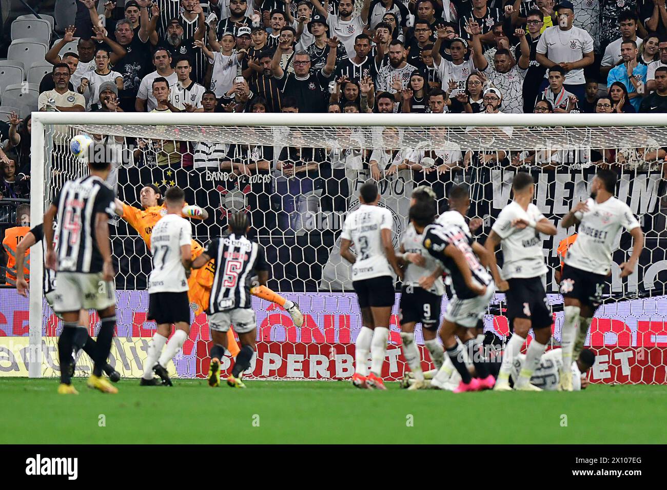 São Paulo (SP), 14/04/2024 - Futebol/CORINTHIANS-ATLÉTICO MG - Cassio ...