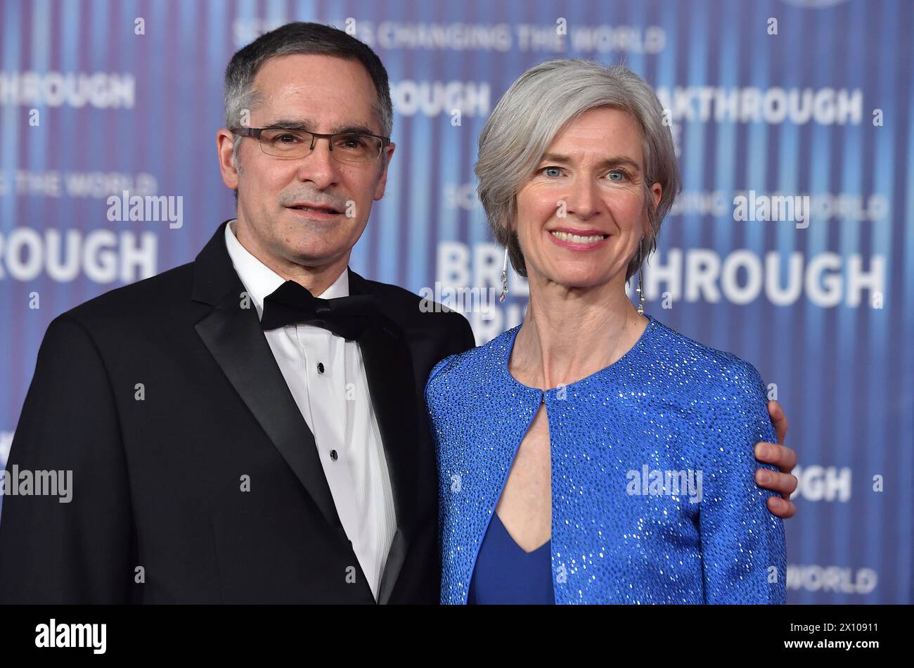 Jamie Cate, left, and Jennifer Doudna arrive at the 10th Breakthrough ...