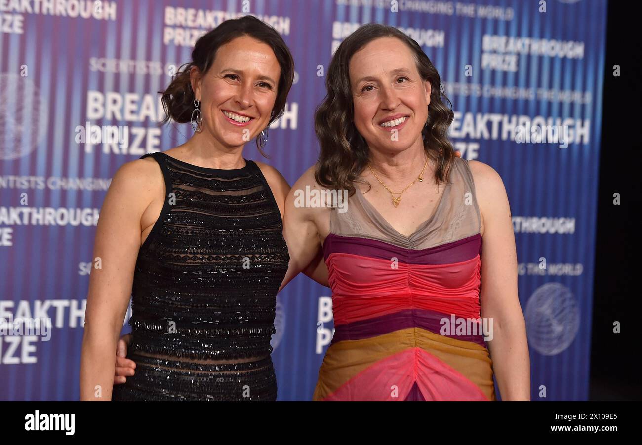 Anne Wojcicki and Janet Wojcicki arrive at the 10th Breakthrough Prize ...