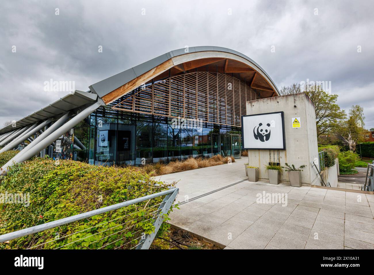 Wwf logo hi-res stock photography and images - Alamy