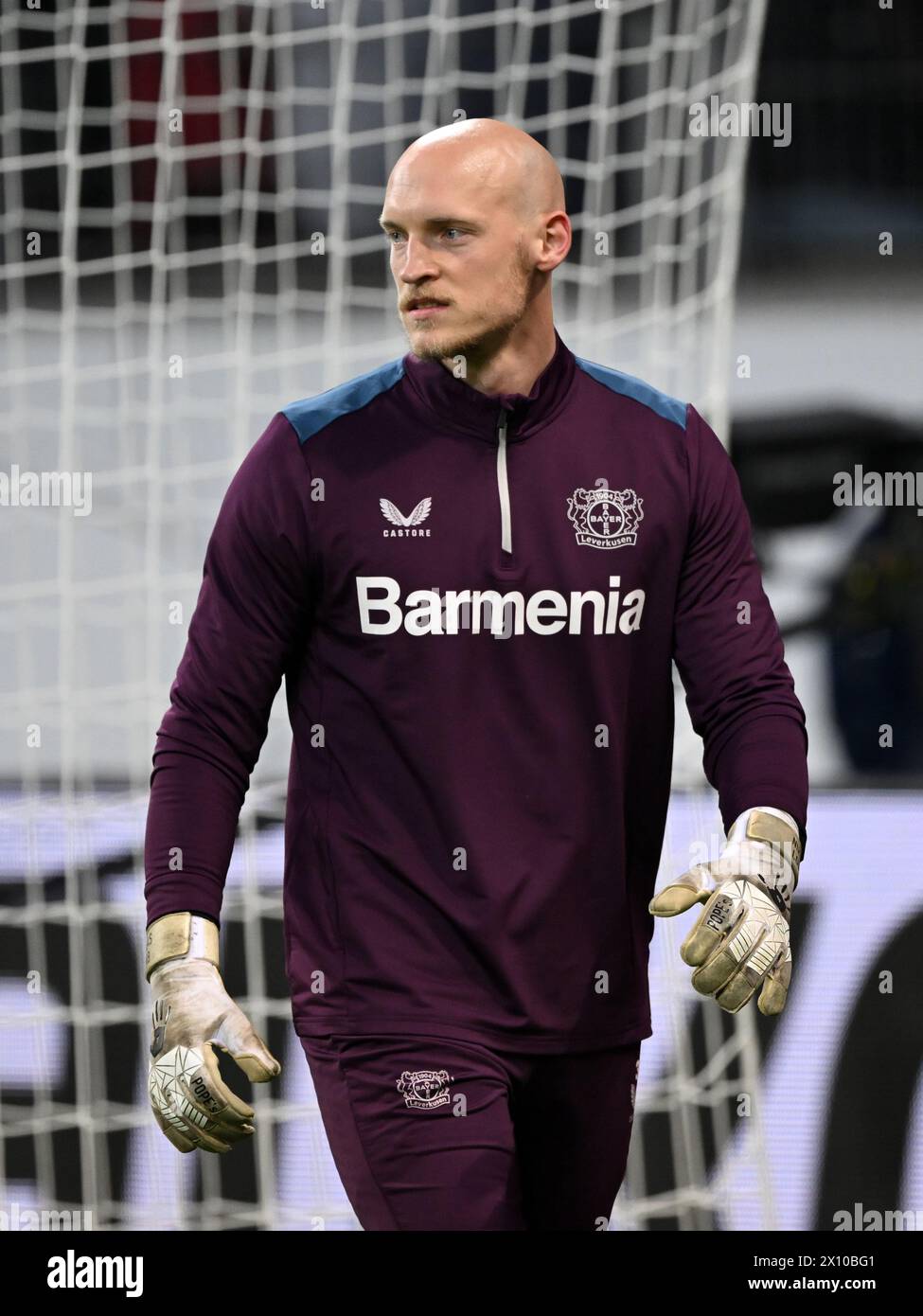 LEVERKUSEN - Bayer 04 Leverkusen goalkeeper Niklas Lomb during the UEFA ...