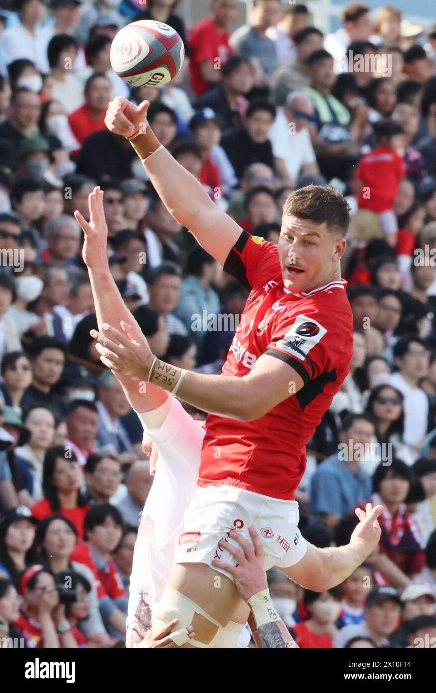 Tokyo, Japan. 14th Apr, 2024. Toshiba Brave Lupus Tokyo lock Jacob ...