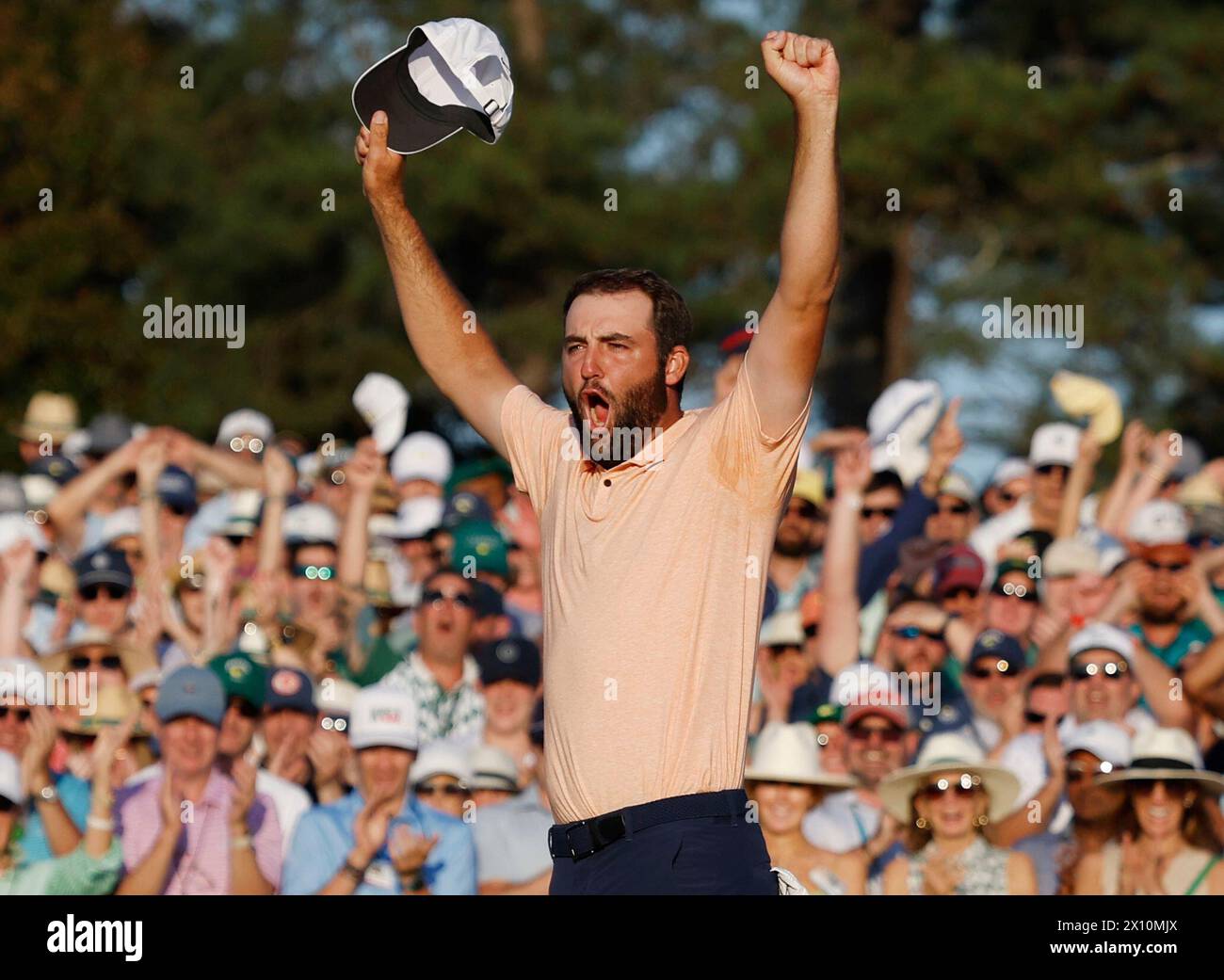 Augusta, United States. 14th Apr, 2024. Scottie Scheffler celebrates ...