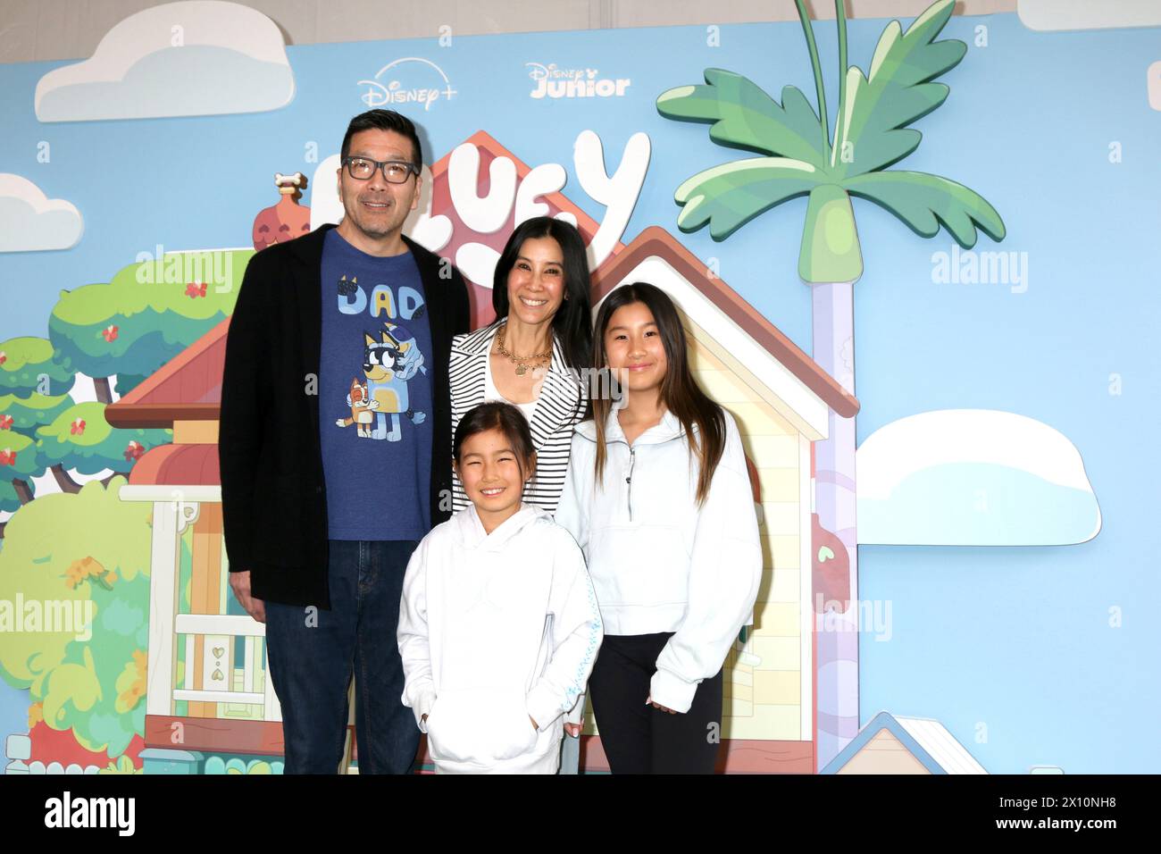 Lisa ling and jett ling hi-res stock photography and images - Alamy