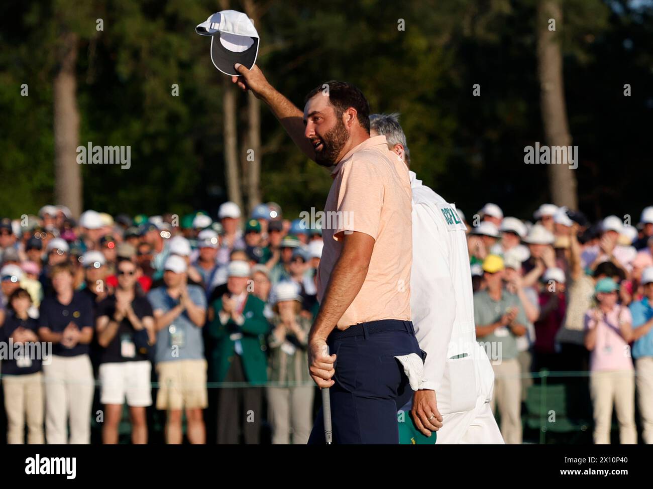 Augusta, United States. 14th Apr, 2024. Scottie Scheffler celebrates ...