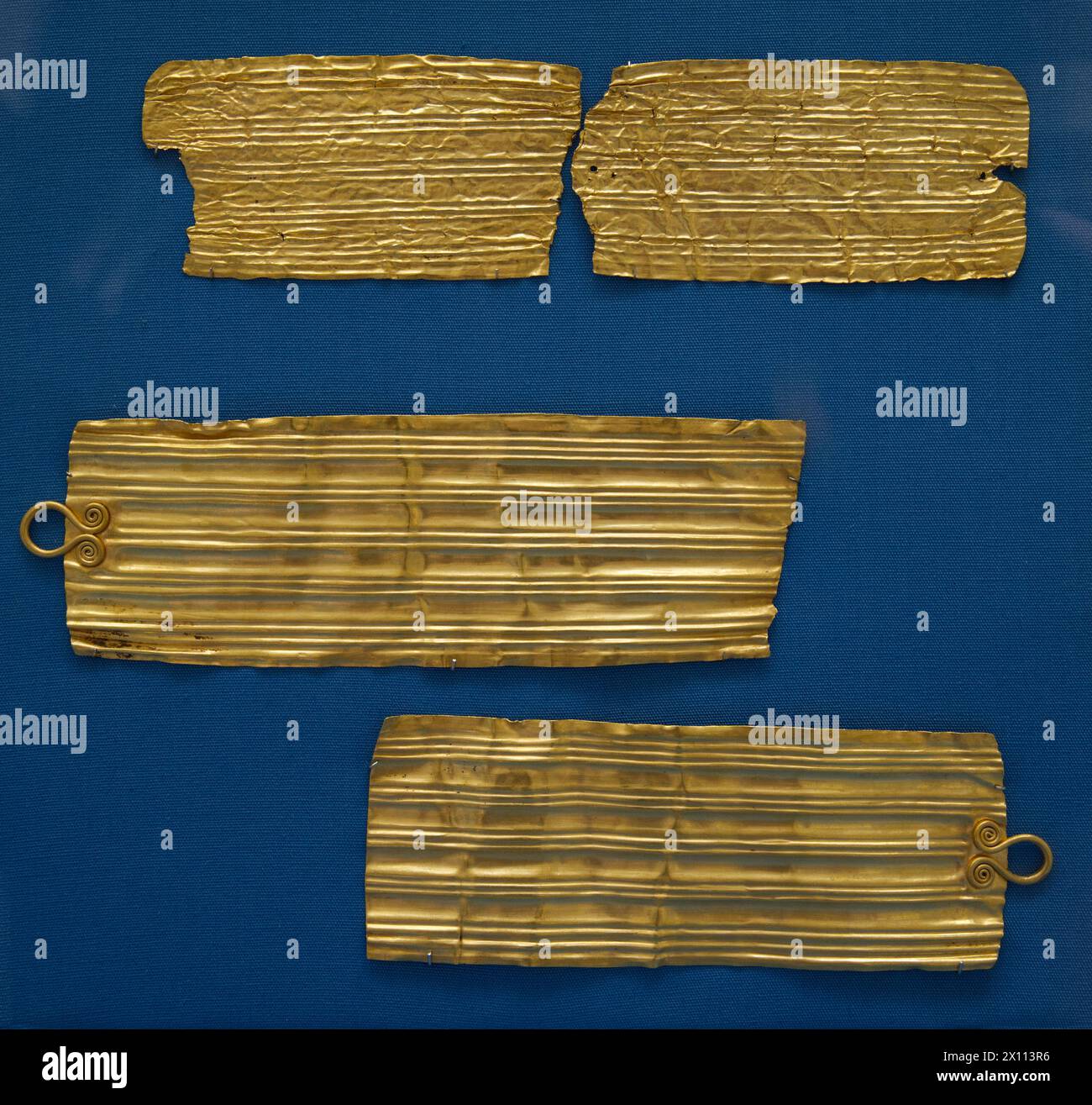 Gold strips hi-res stock photography and images - Alamy