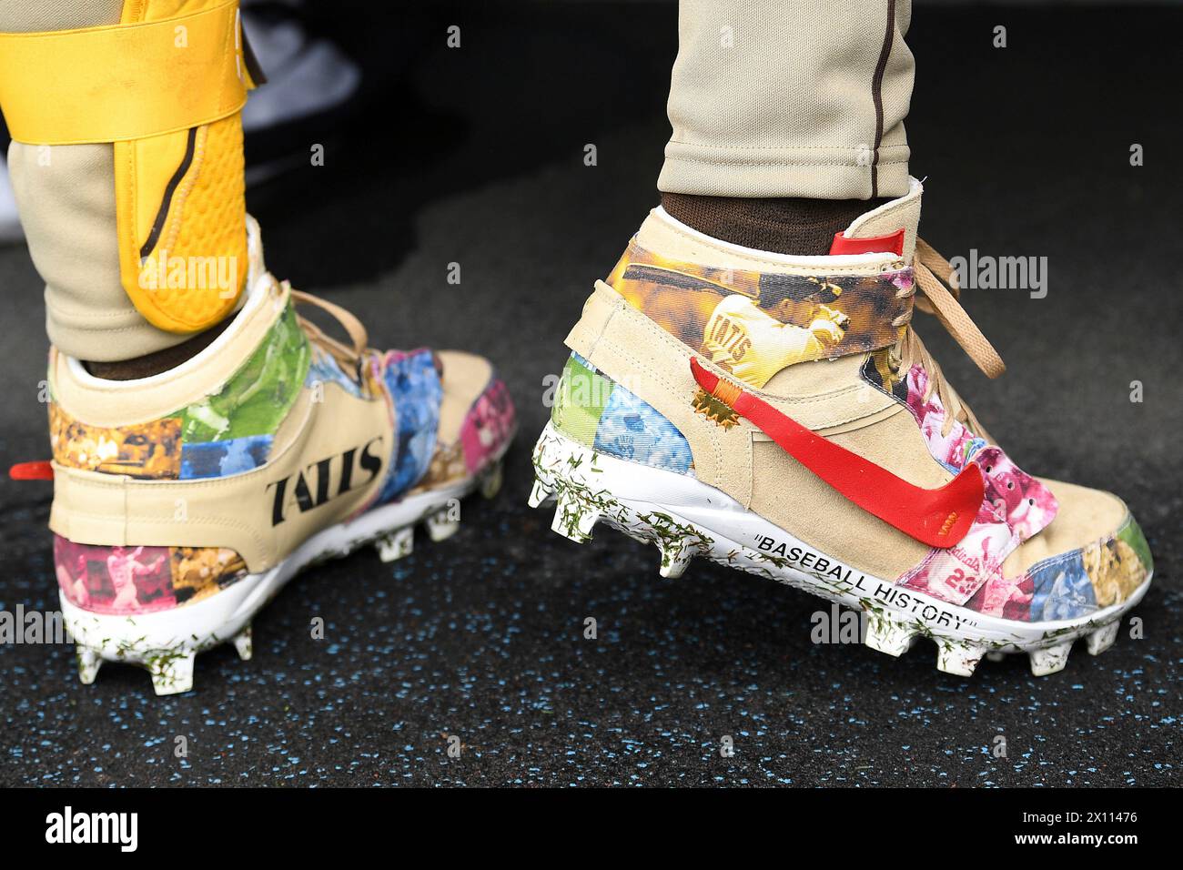 LOS ANGELES, CA - APRIL 14: San Diego Padres right fielder Fernando ...