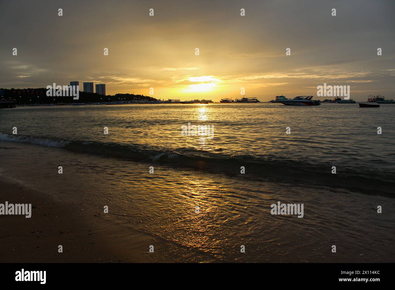 Beaches in Asia, Thailand, Pattaya, the sea at the time of sunset on ...