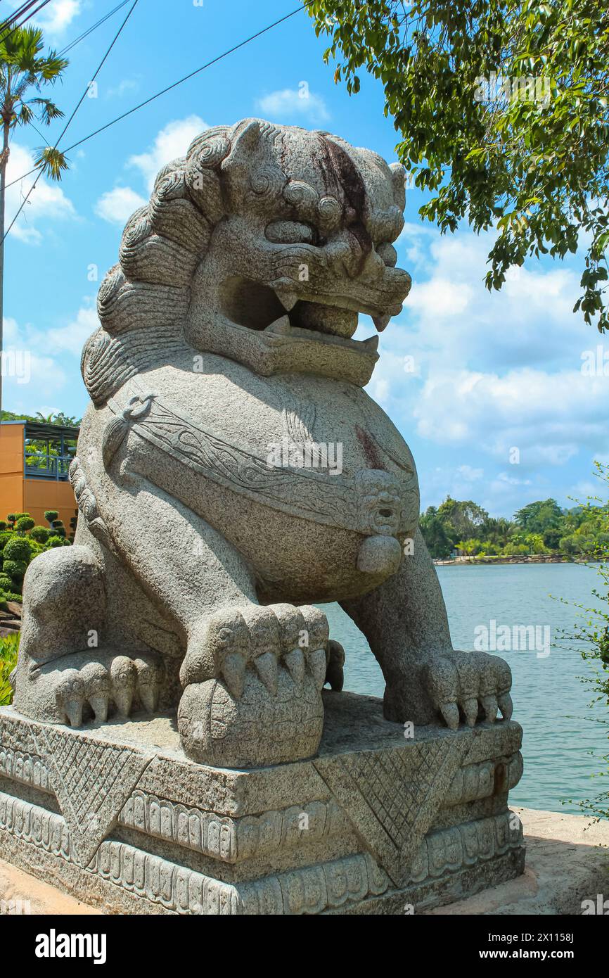 The Chinese lion in Nong Nooch Tropical Botanical Garden, Pattaya ...