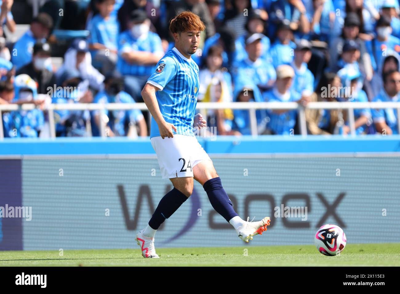 NHK Spring Mitsuzawa Football Stadium, Kanagawa, Japan. 14th Apr, 2024. Akito Fukumori (Yokohama ...