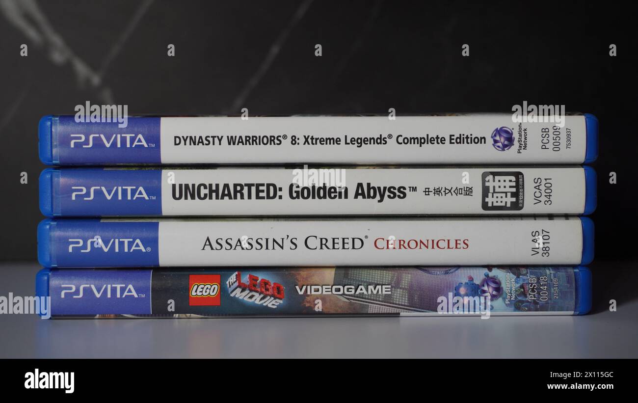 Cases physical hi-res stock photography and images - Alamy