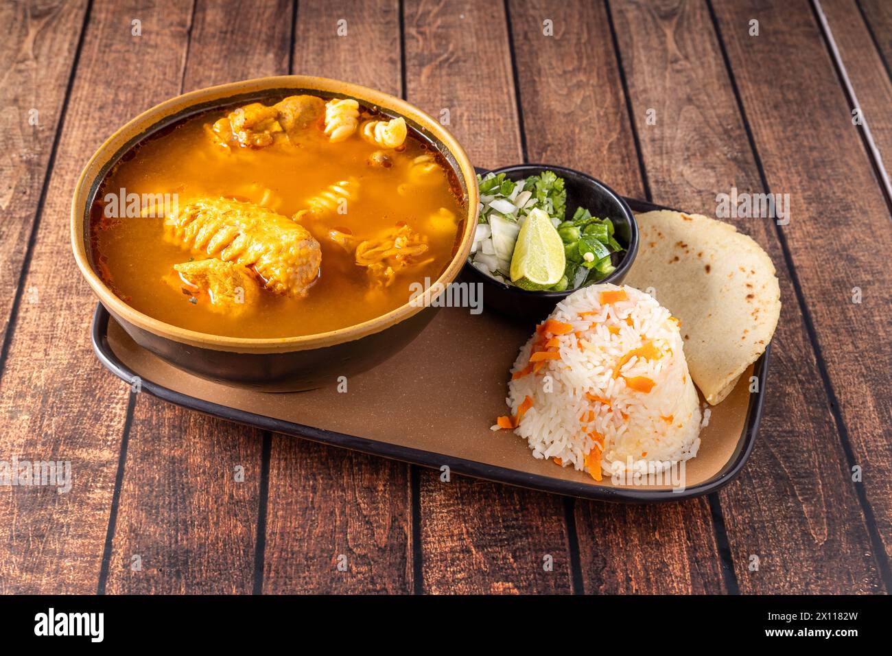 shrimp pasta dish top view Stock Photo - Alamy