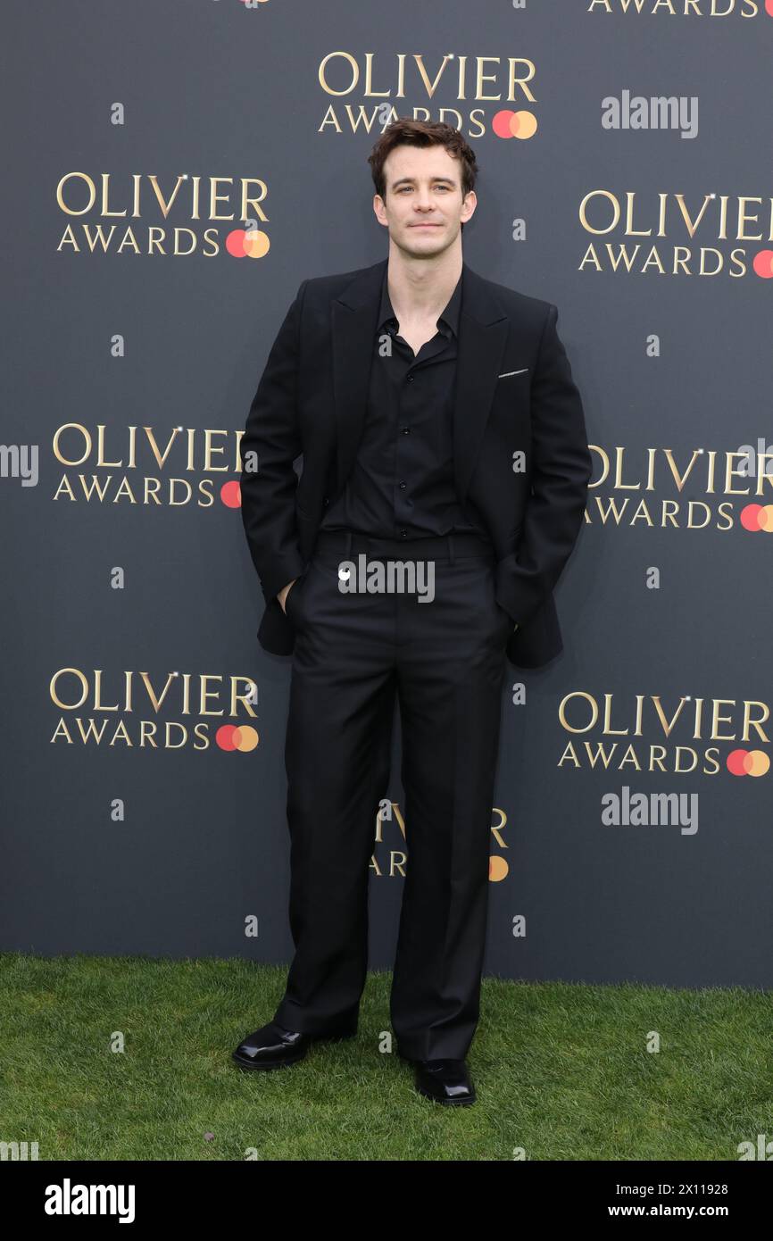 Luke thompson actor hi-res stock photography and images - Alamy