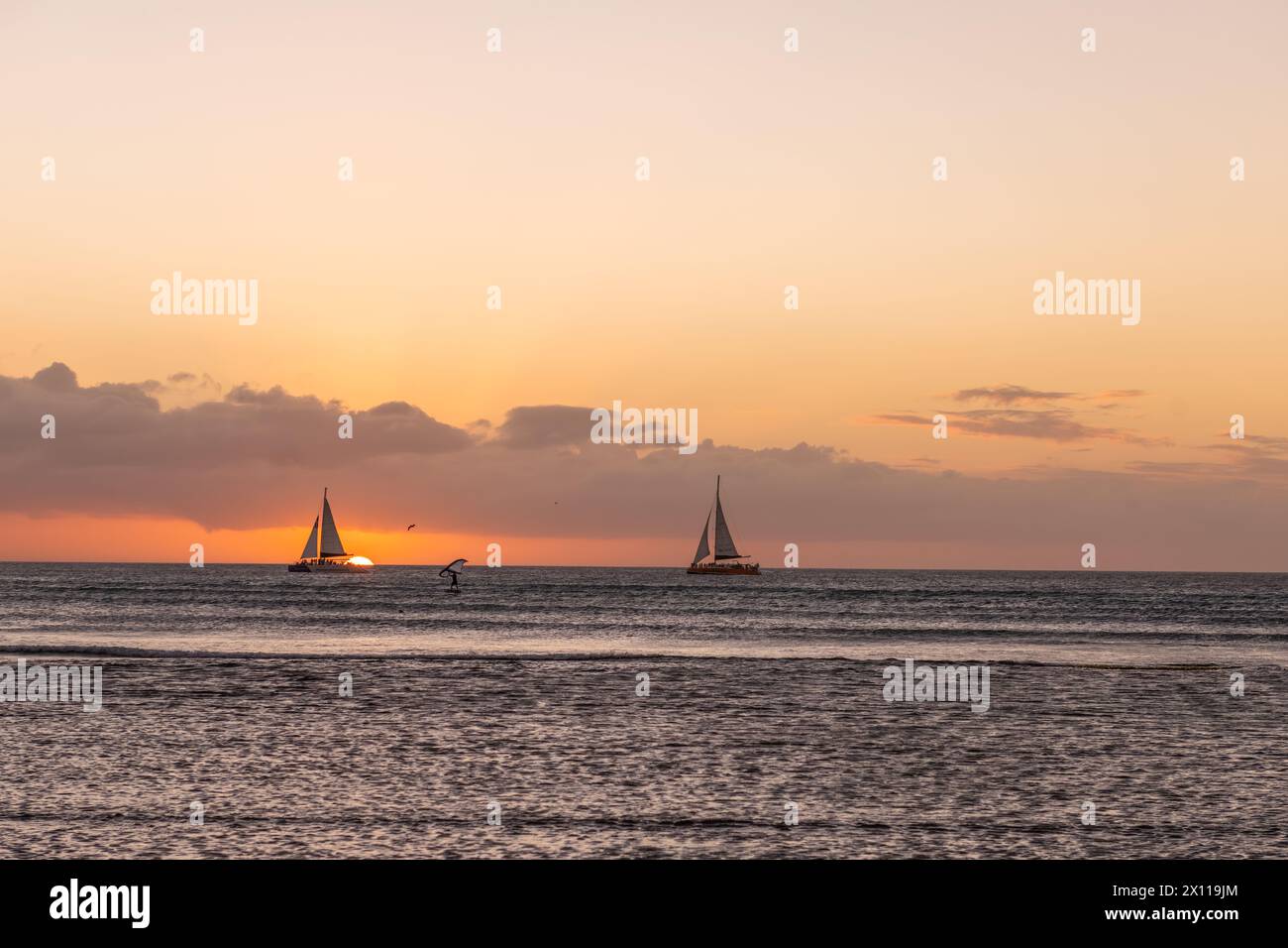 Aruba Sunset sailing Stock Photo - Alamy