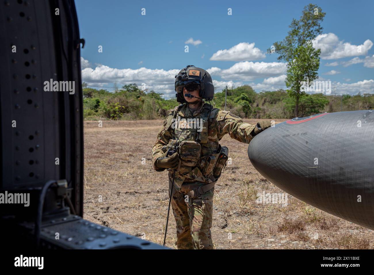 U.S. Army aircrews with the 25th Combat Aviation Brigade, 25th Infantry ...