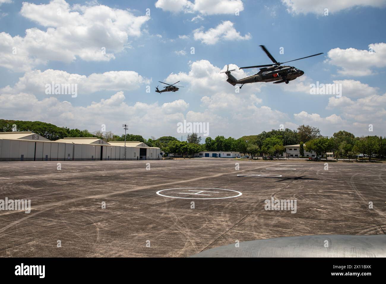 U.S. Army aircrews with the 25th Combat Aviation Brigade, 25th Infantry ...