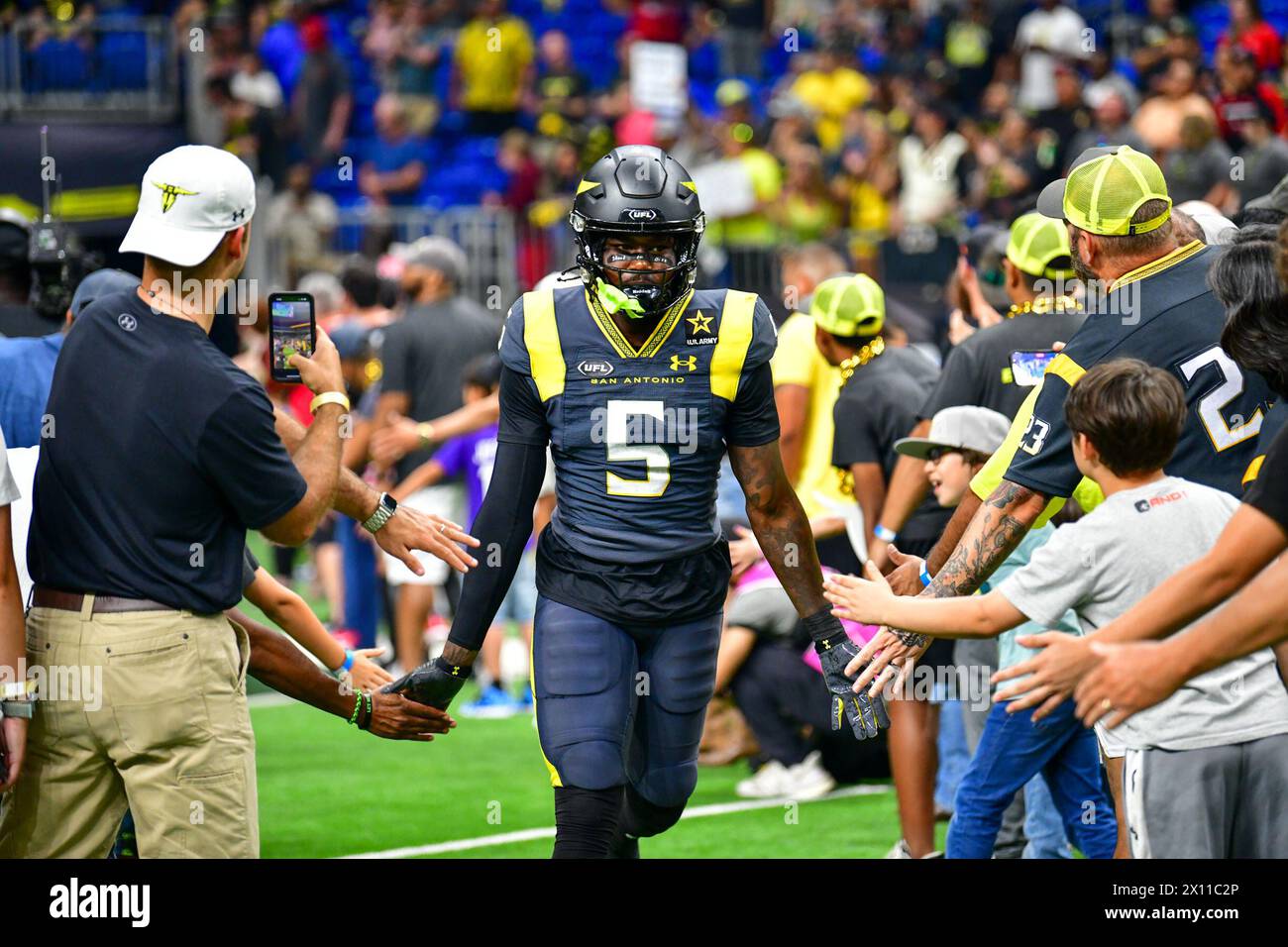 San Antonio, Texas, USA. 14th Apr, 2024. SA Brahmas #5 WR Marquez ...