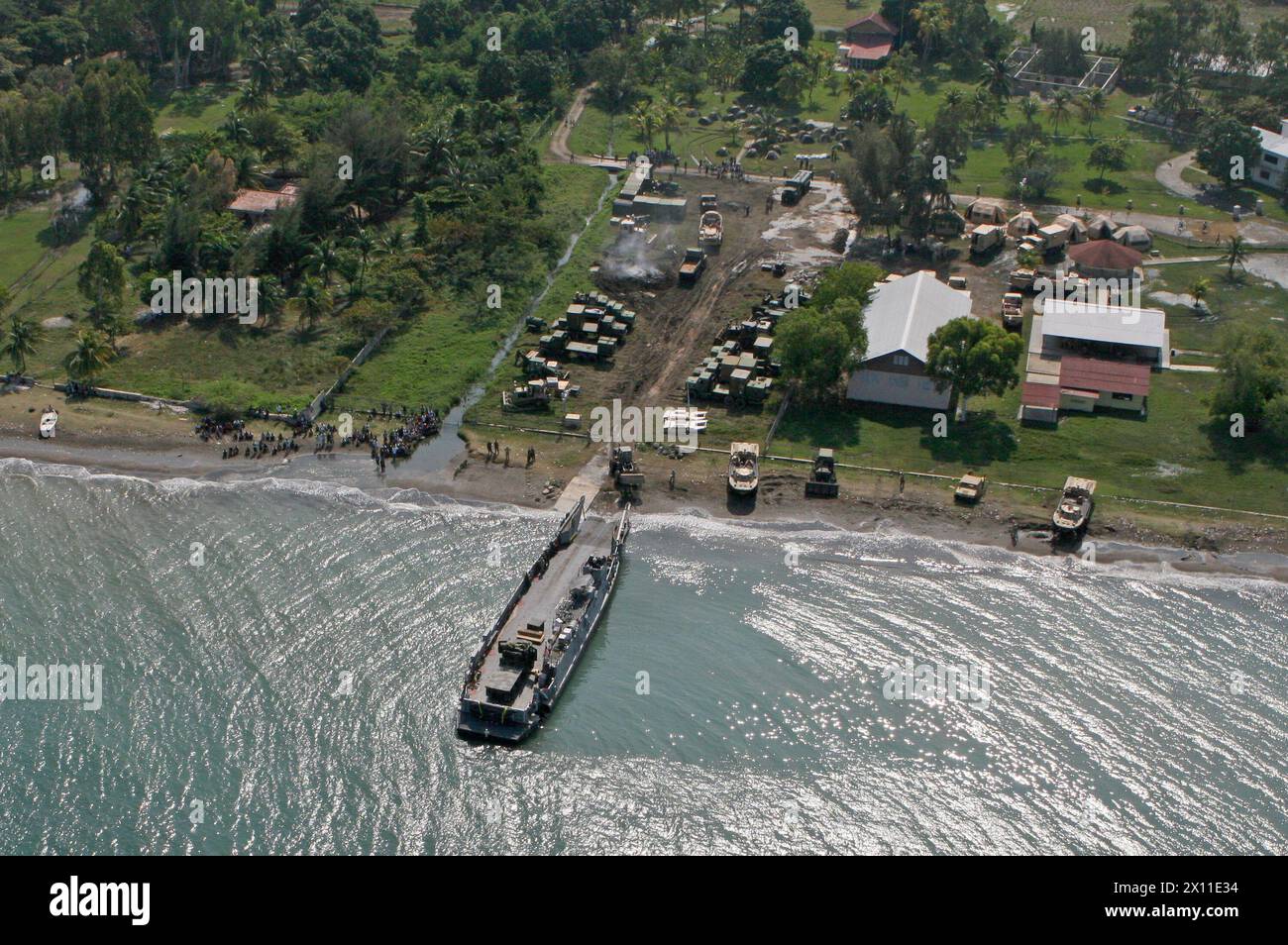 A landing craft unit hi-res stock photography and images - Alamy