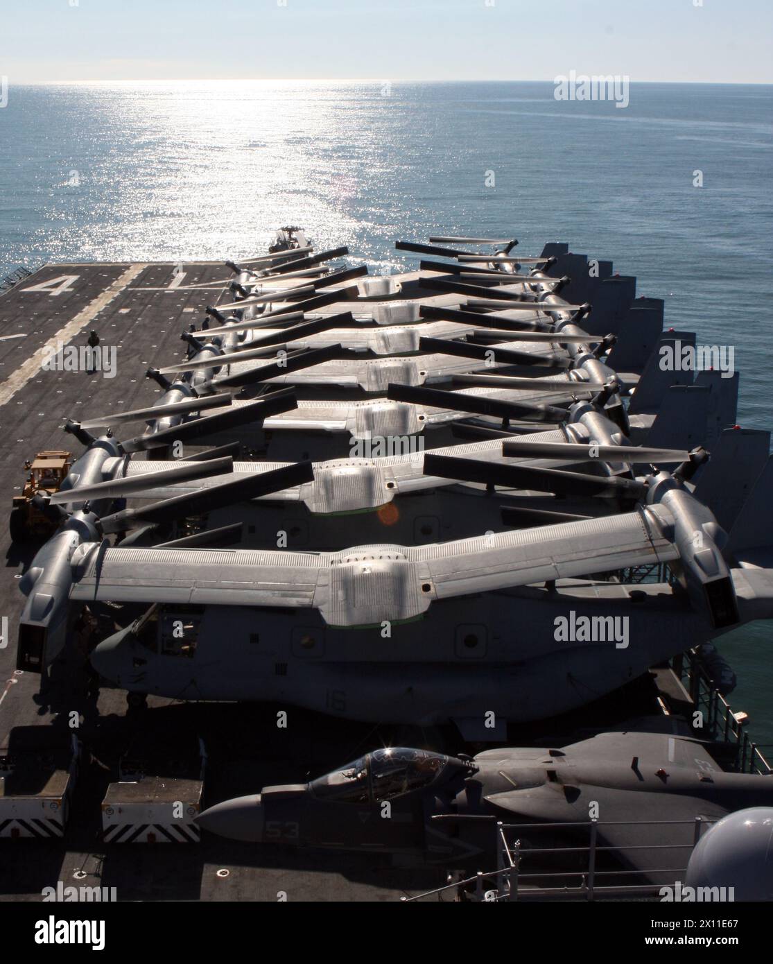 MV-22 Ospreys from Marine Medium Tilt Rotor Squadron 162 (Reinforced ...