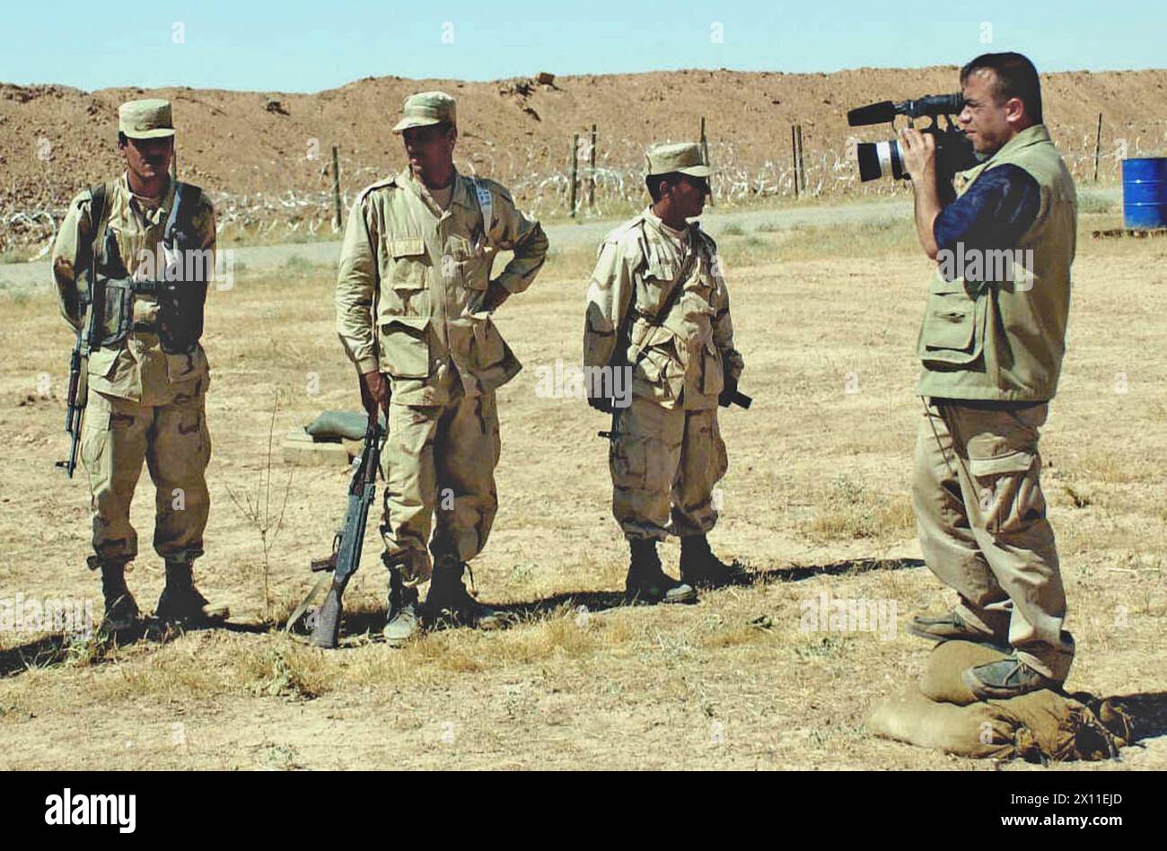 Embedded reporters iraq war hi-res stock photography and images - Alamy