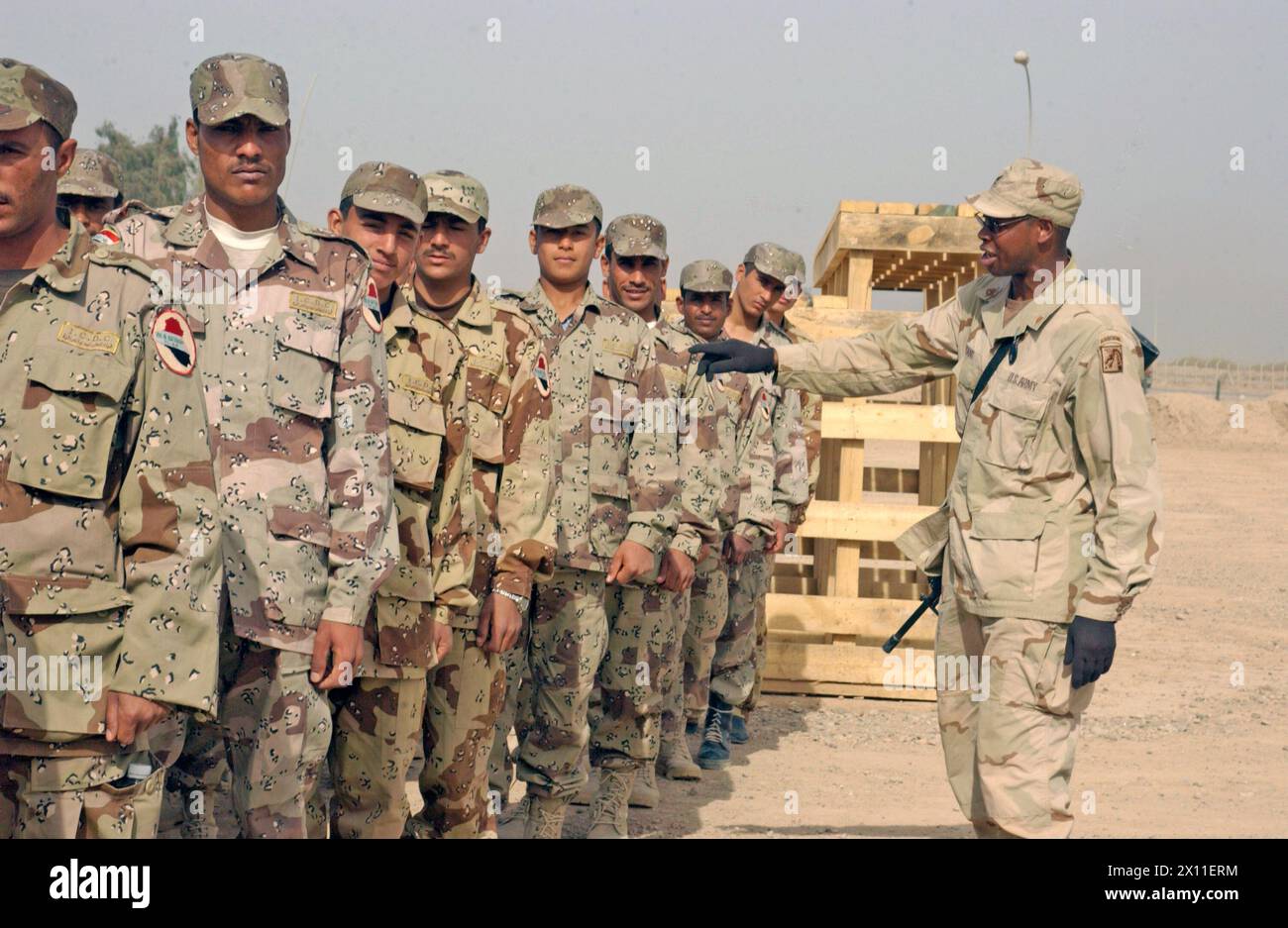 Army values hi-res stock photography and images - Alamy