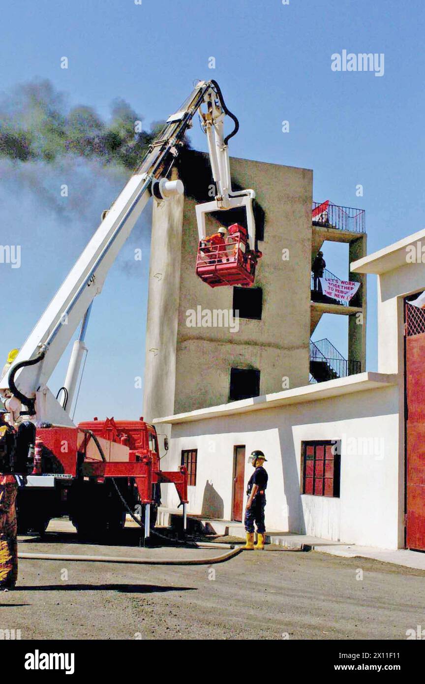 Structural fire truck hi-res stock photography and images - Alamy