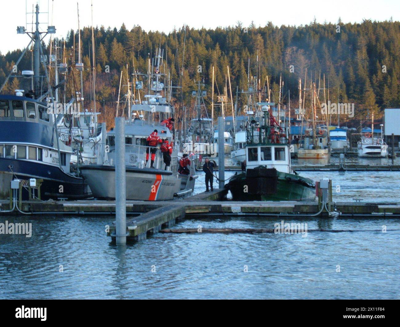 SEATTLE - The tugboat Joe Foss moors up next to a Coast Guard 47-foot ...