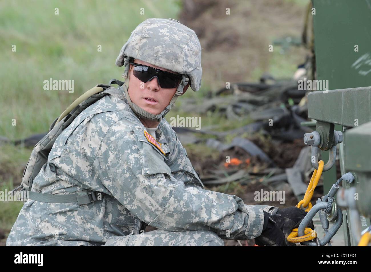 Attaching a d ring connector hi-res stock photography and images - Alamy