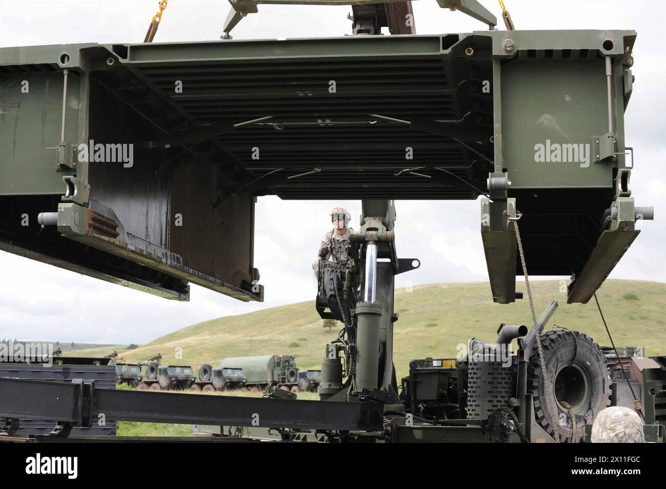 Bridge launch vehicle hi-res stock photography and images - Alamy