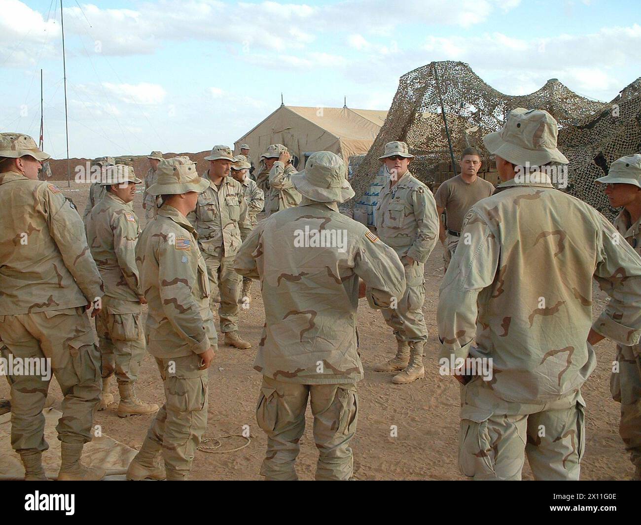 Soldiers 2nd battalion 124th infantry hi-res stock photography and ...