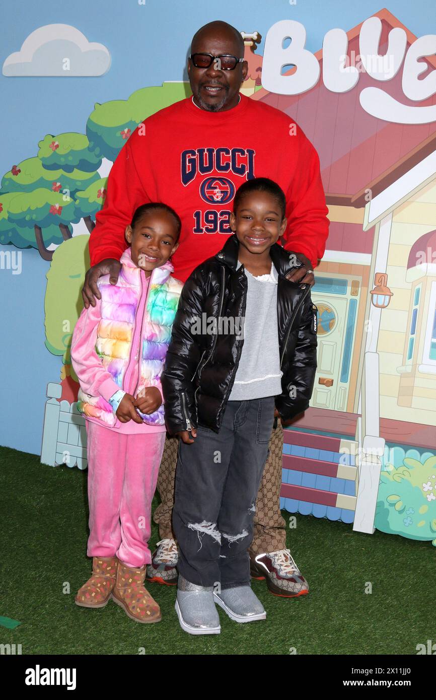 LOS ANGELES - APR 13: Bobby Brown, Bodhi, Brown, Hendrix Brown at the ...