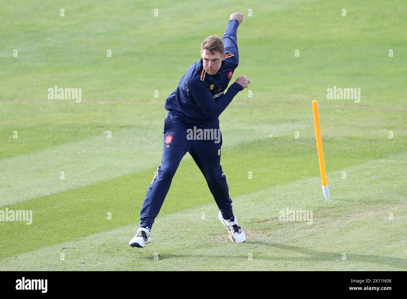 Jamie Porter of Essex during Essex CCC vs Kent CCC, Vitality County ...