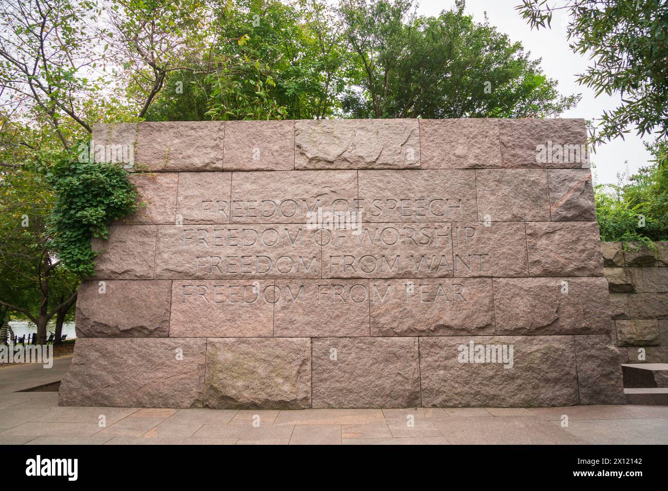 Franklin Delano Roosevelt Memorial, Presidential memorial in Washington ...